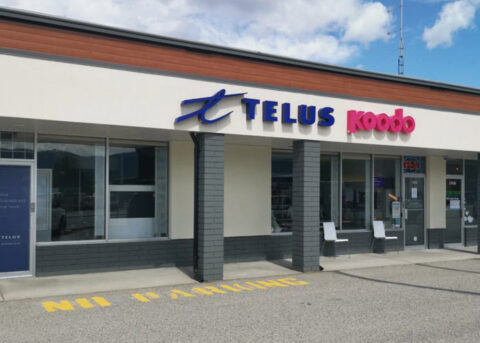 TELUS & Koodo Store Kelowna Springfield Rd: Phones, Plans
