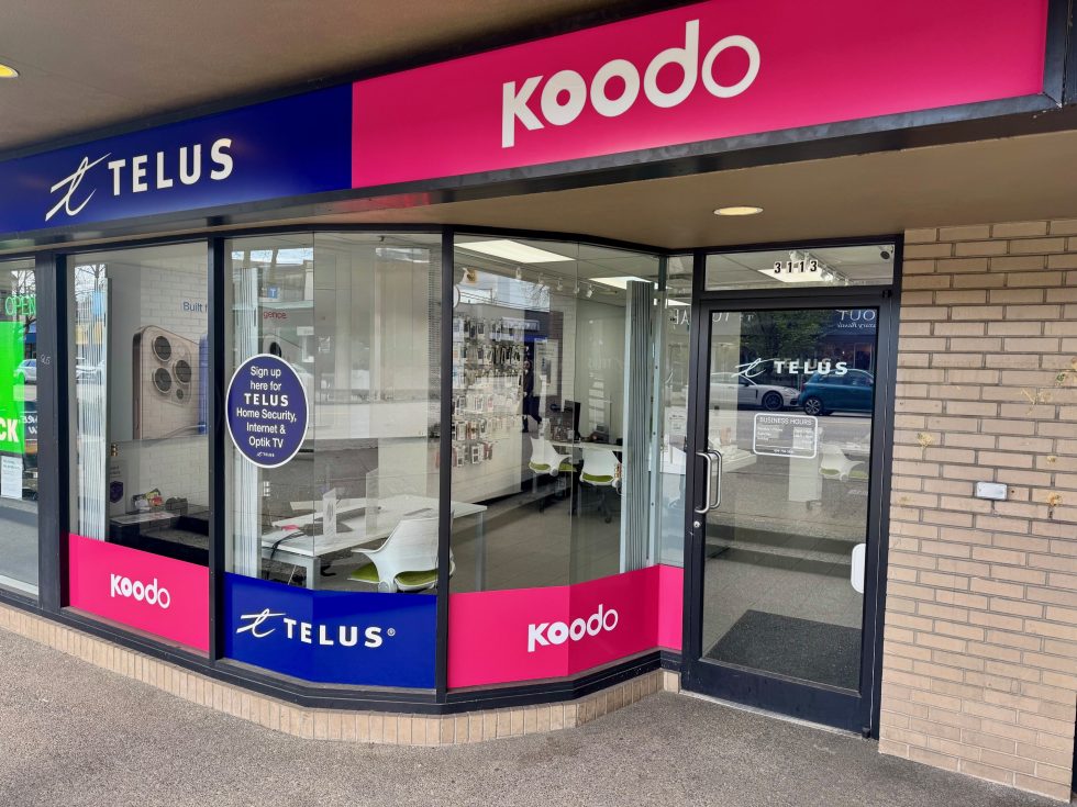 TELUS & Koodo Store Vancouver West Broadway: Phones, Plans